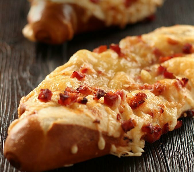 Bretzel Stick Tarte Flambée 🍖🧀 | Bretzel Victoria BC